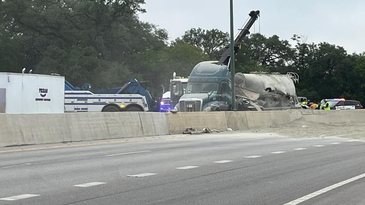 Cement spill closes Wurzbach Parkway lanes in San Antonio | kens5.com