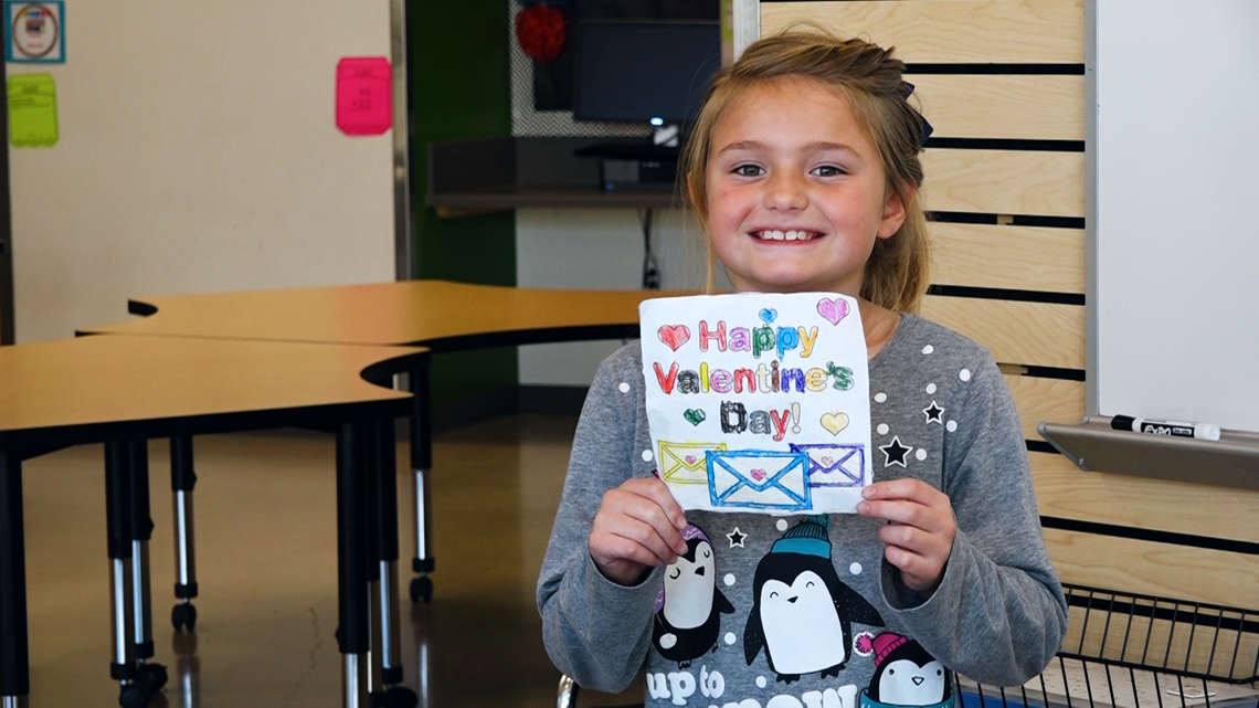 Boerne students make cards for kids in foster care | kens5.com