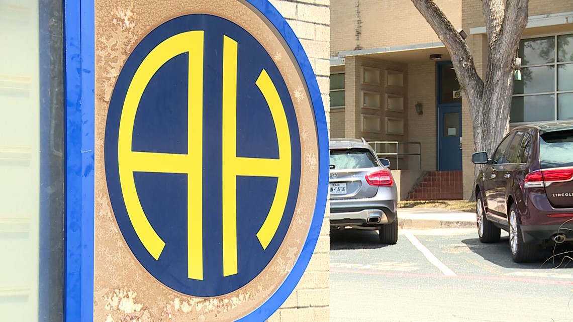 Alamo Heights ISD school board approves additional resource officers ...