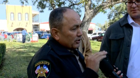 Uvalde County Sheriff avoids questions about Uvalde shooting | kens5.com