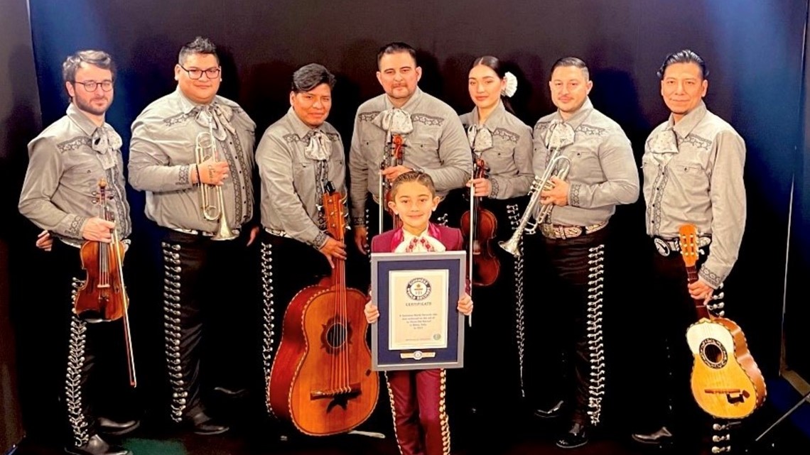San Antonio's 'Mariachi kid' becomes world-record-holding artist | Kids ...