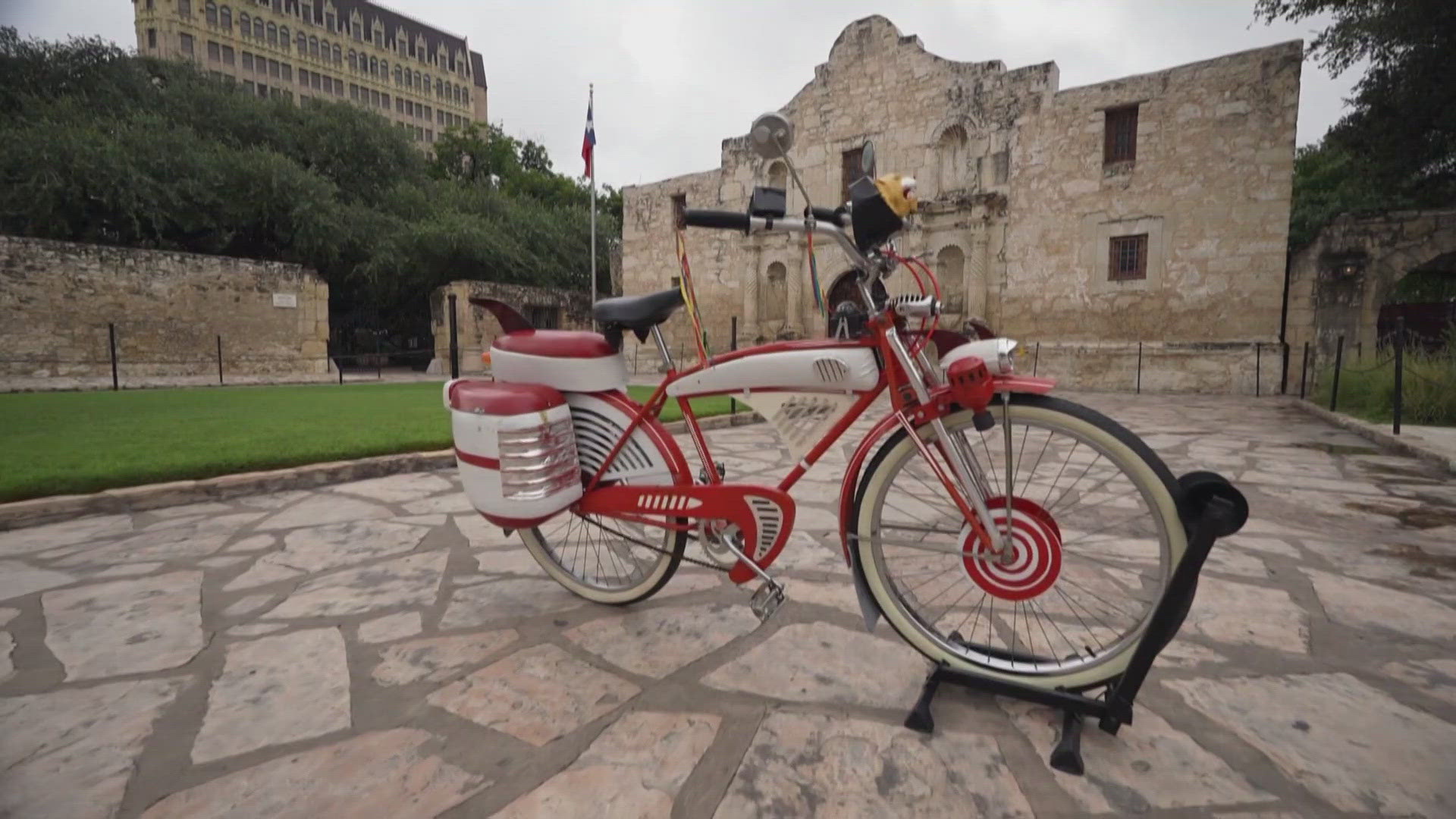 Iconic red bike from 1985's Pee-wee's Big Adventure now at The Alamo | kens5.com