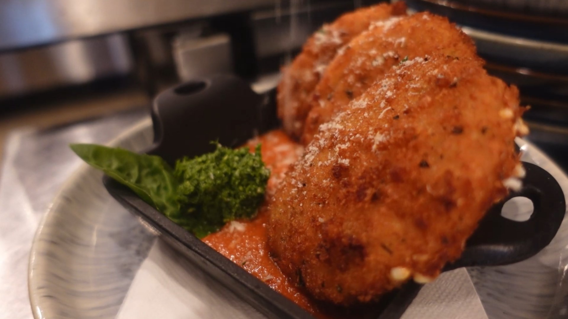 An inside look at Tiu Steppi's pasta bowls, chicken piccata | kens5.com