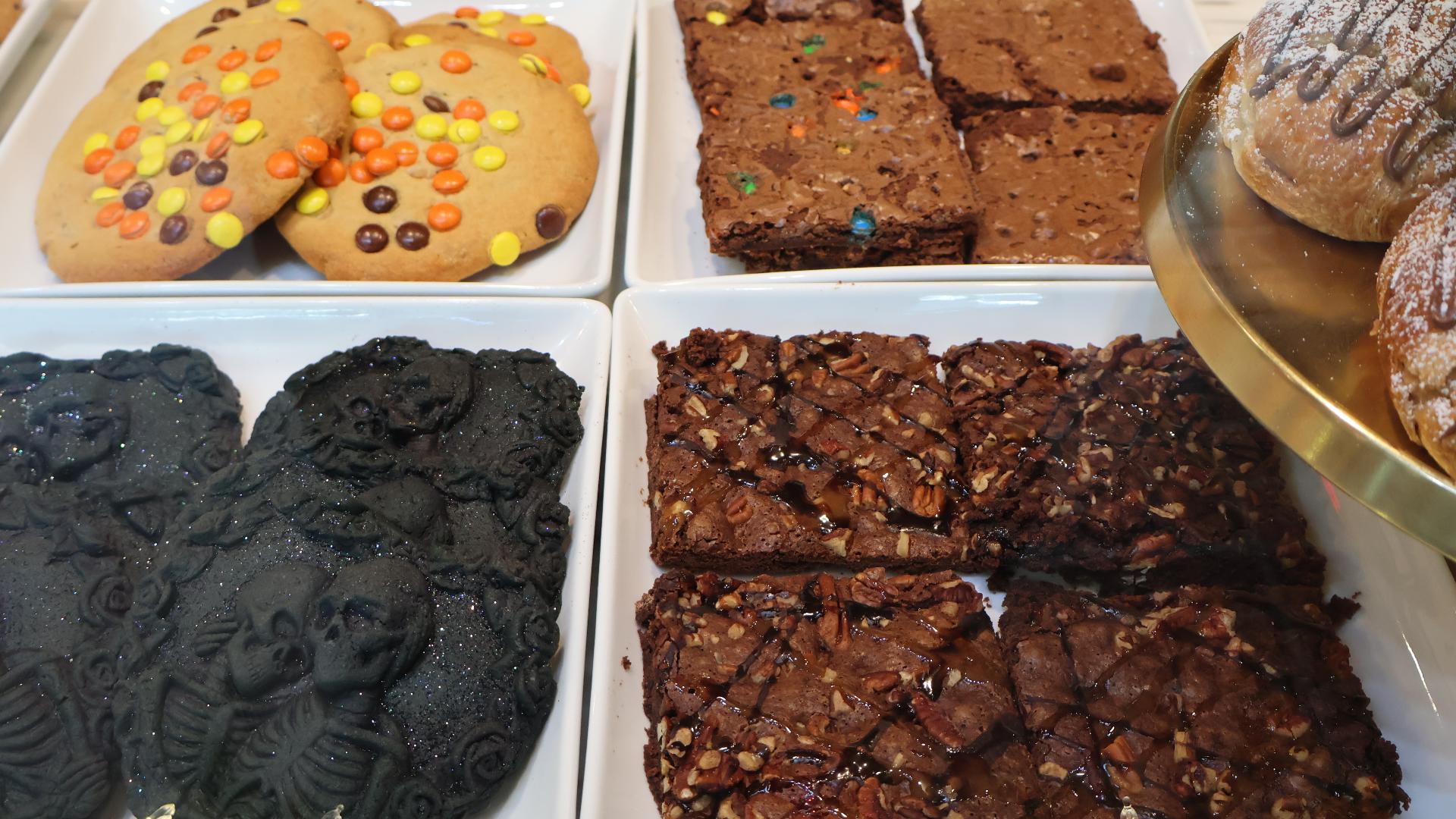 Gothic, horror-themed bakery 'The Grim Bakers' opens in San Antonio ...