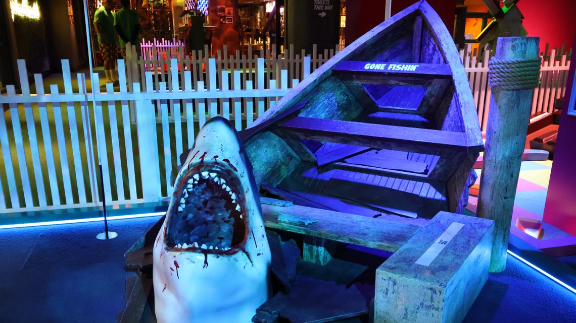 Holey Moley mini-golf opens in San Antonio | kens5.com