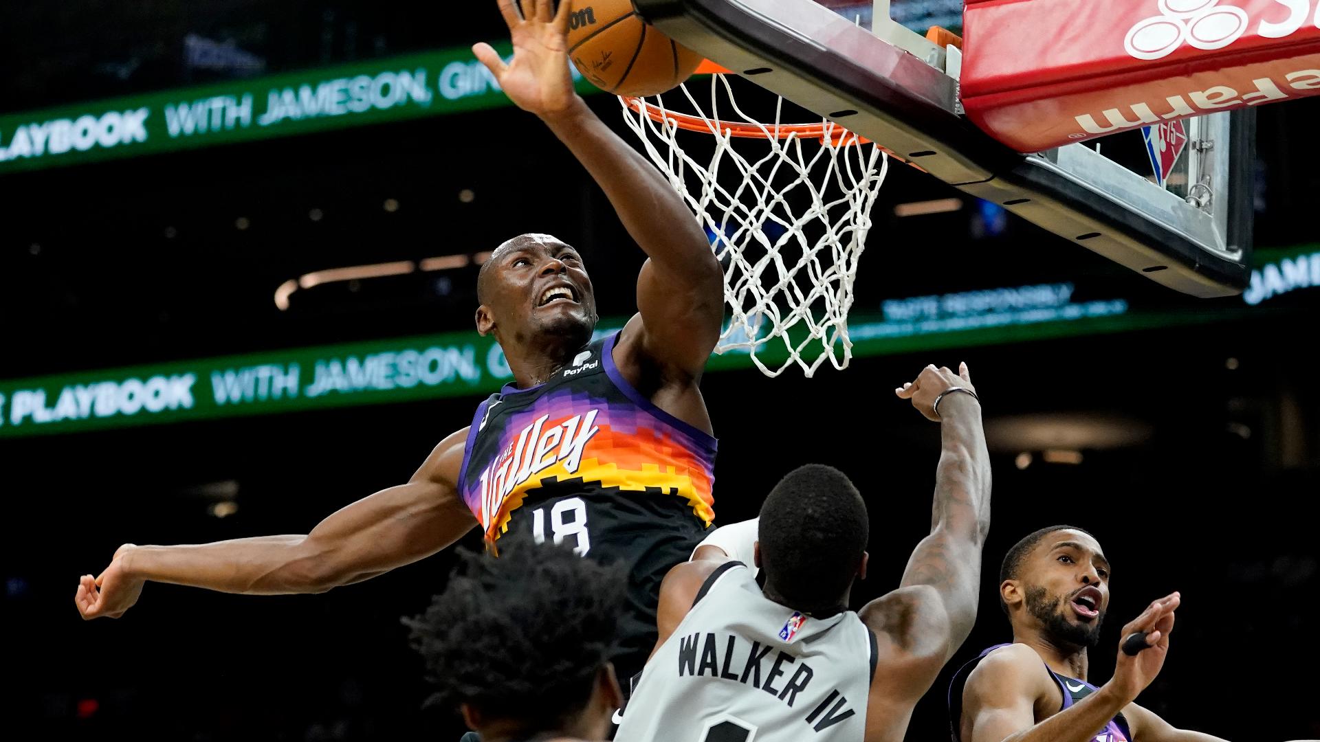 Spurs sign Bismack Biyombo | kens5.com