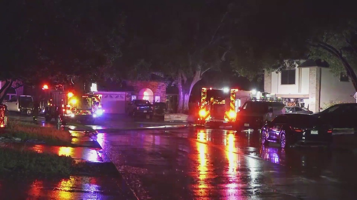 Lightning strike believed to cause house fire on north side | kens5.com