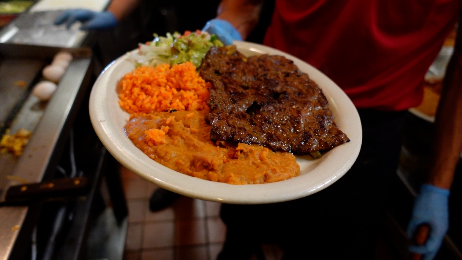 Taco Jalisco in San Antonio serving Molcajete and carne guisada | kens5.com