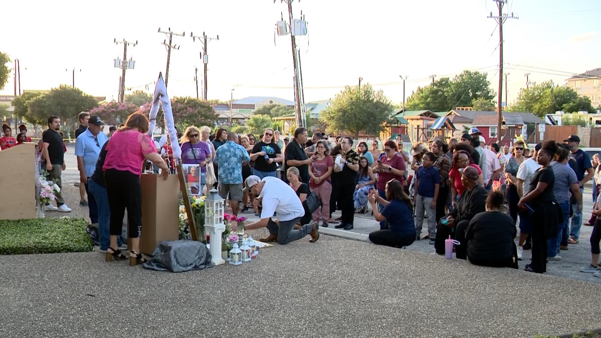 San Antonio vigil mourns 13 people killed in historic flash floods ...