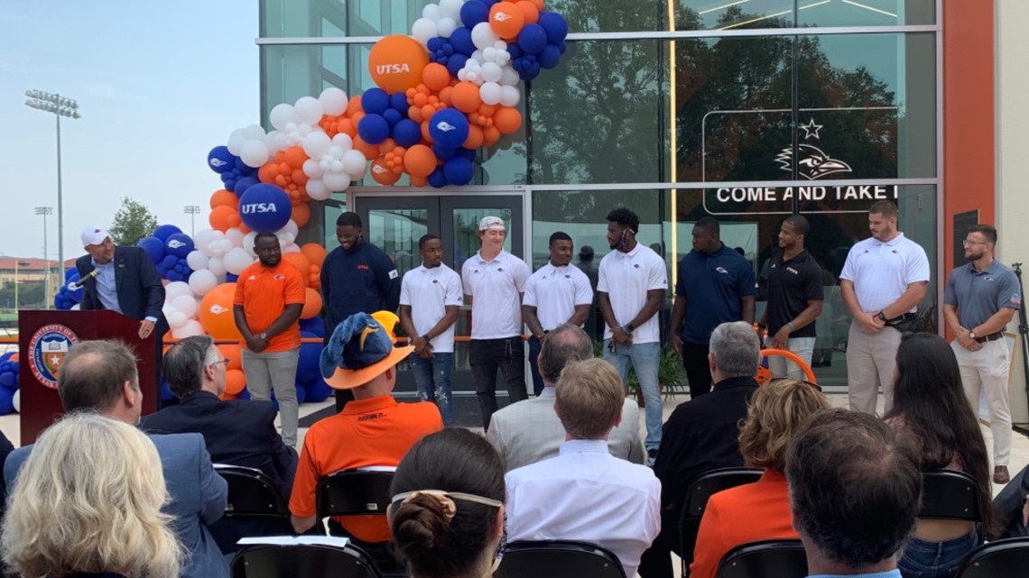 UTSA opens new athletics center | kens5.com