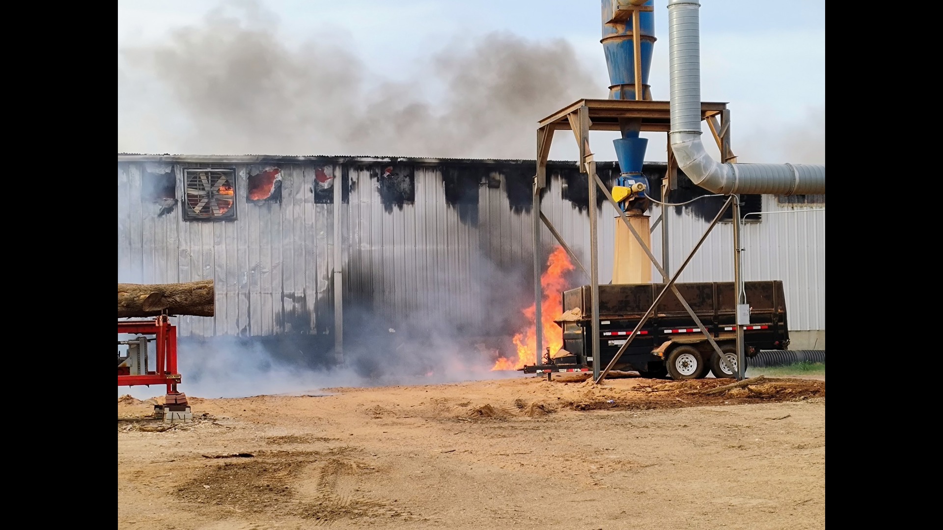 Several fire departments fighting a 'large structure fire' in Atascosa ...
