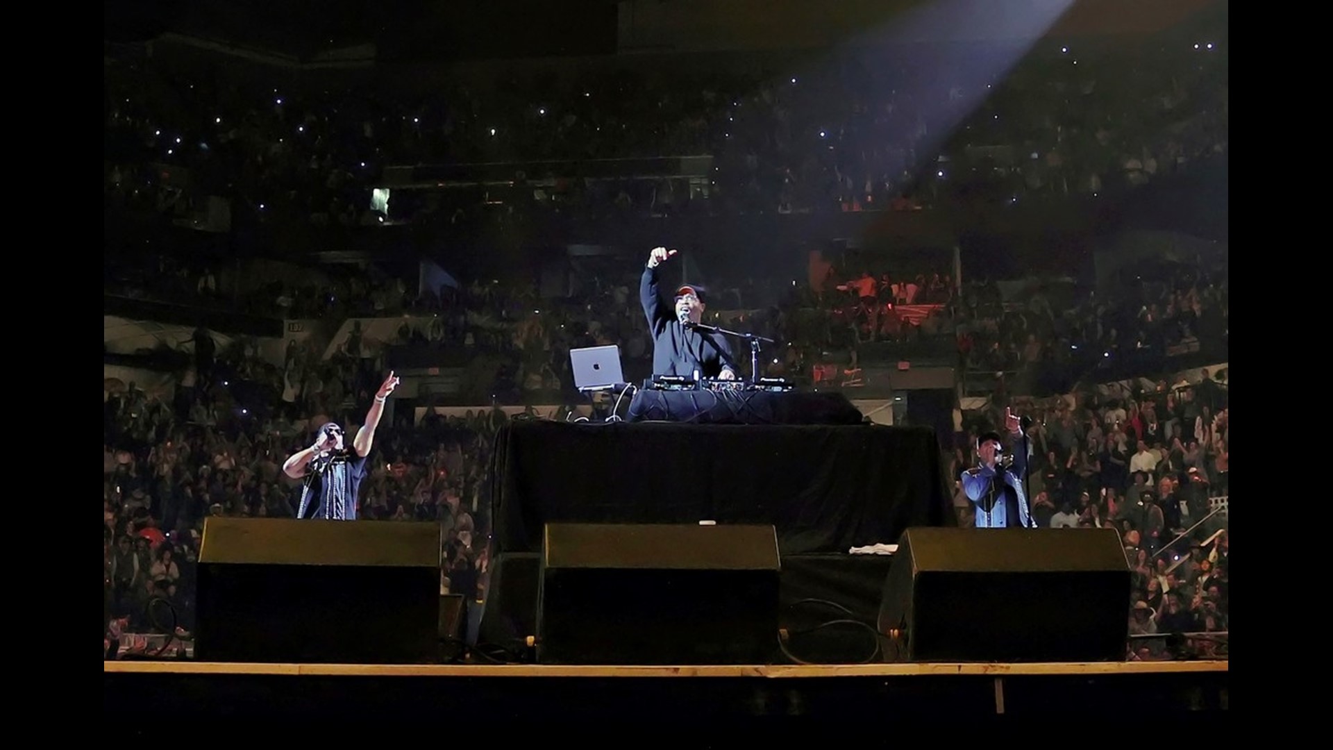 Nelly performs at San Antonio Rodeo | kens5.com