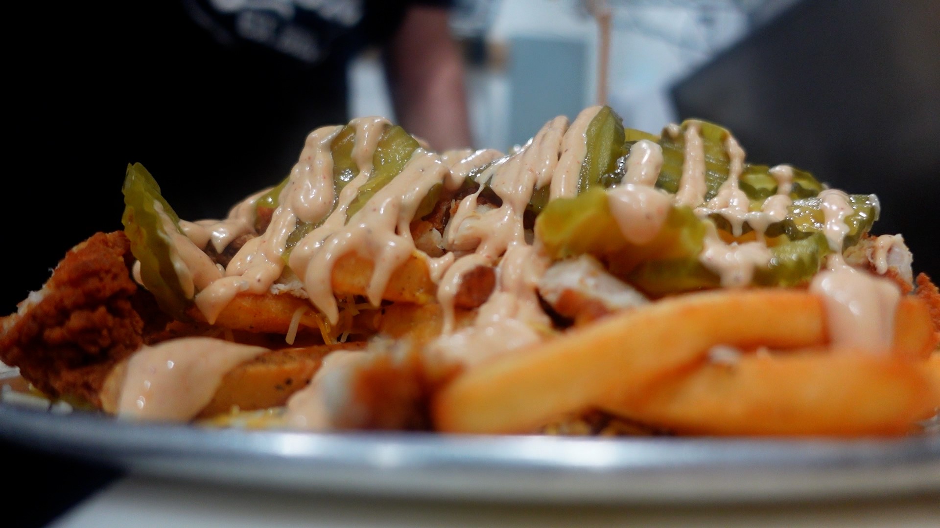 The Backyard Kitchen in Poteet serving huge burgers, fries | kens5.com