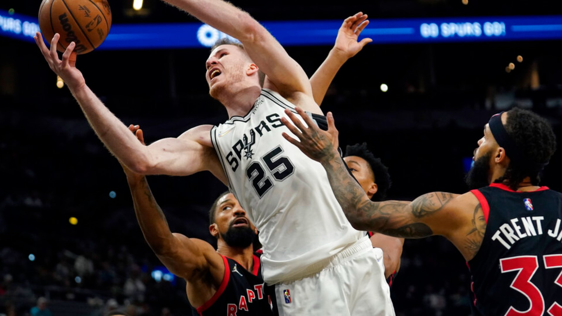 What to expect from the Spurs' opening night starting lineup | kens5.com
