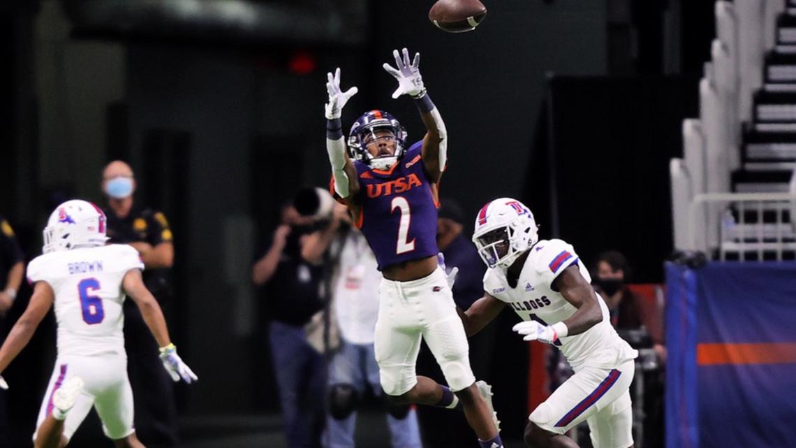 UTSA rides strong second-half defense, Sincere McCormick's legs to win ...