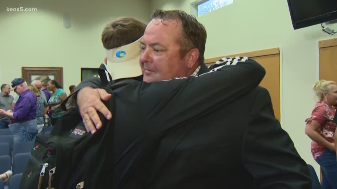 Cibolo mayor will keep his job despite criminal charge | kens5.com