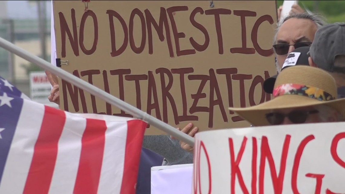 Veterans protest potential Marine deployment to Los Angeles | kens5.com