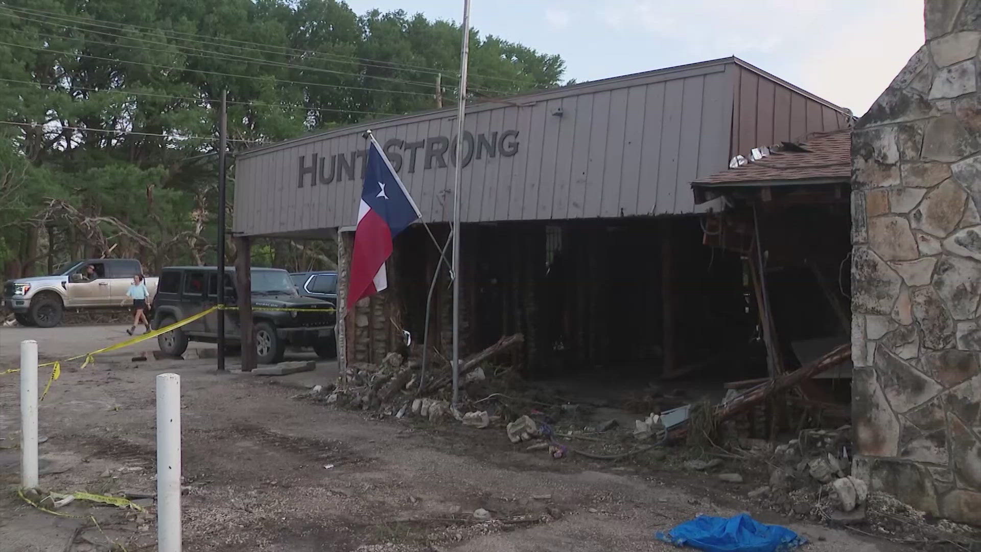 Hunt community rallies for recovery after Texas flood | kens5.com