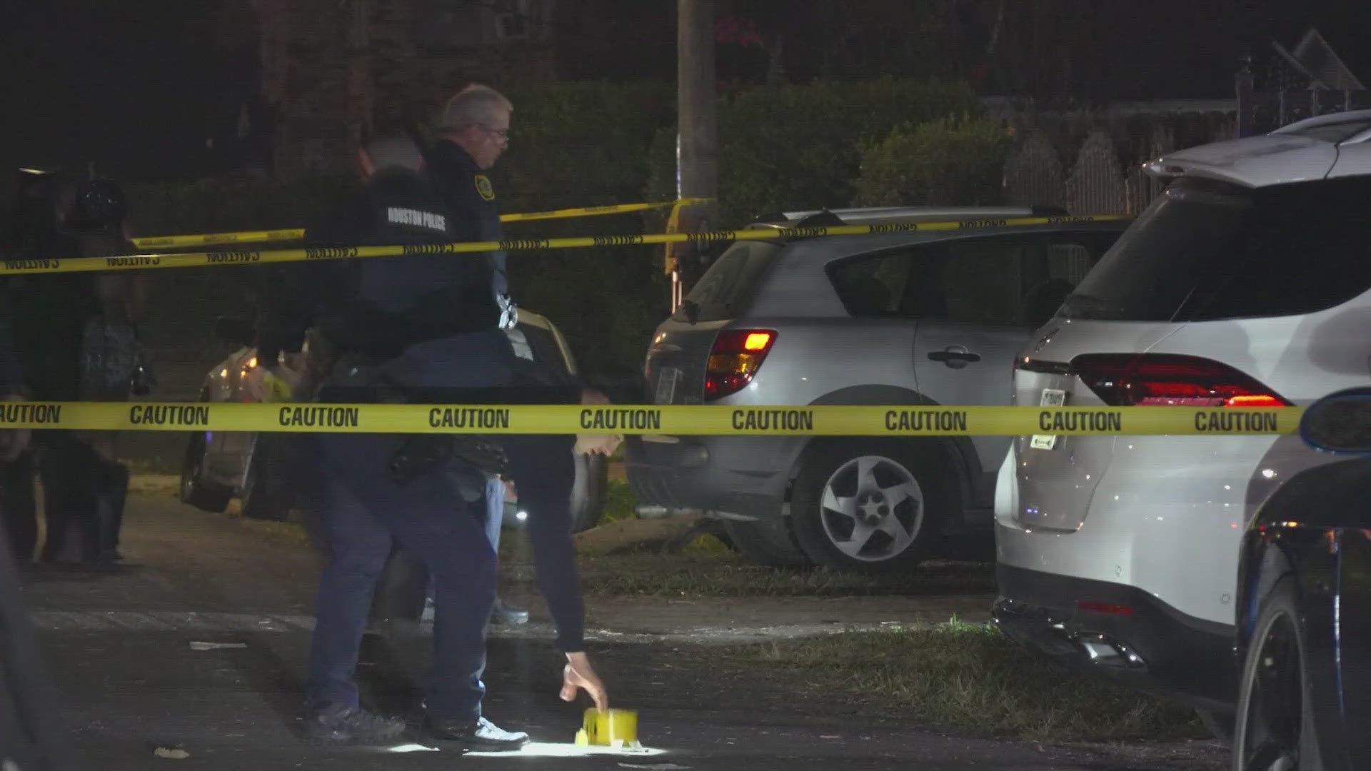 Police searching for gunman after 2 shot at massive party at short-term ...