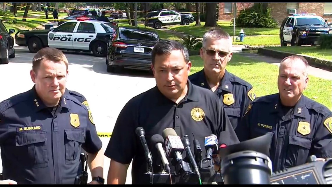 Joseph Pappas shot, killed himself during encounter with police | kens5.com