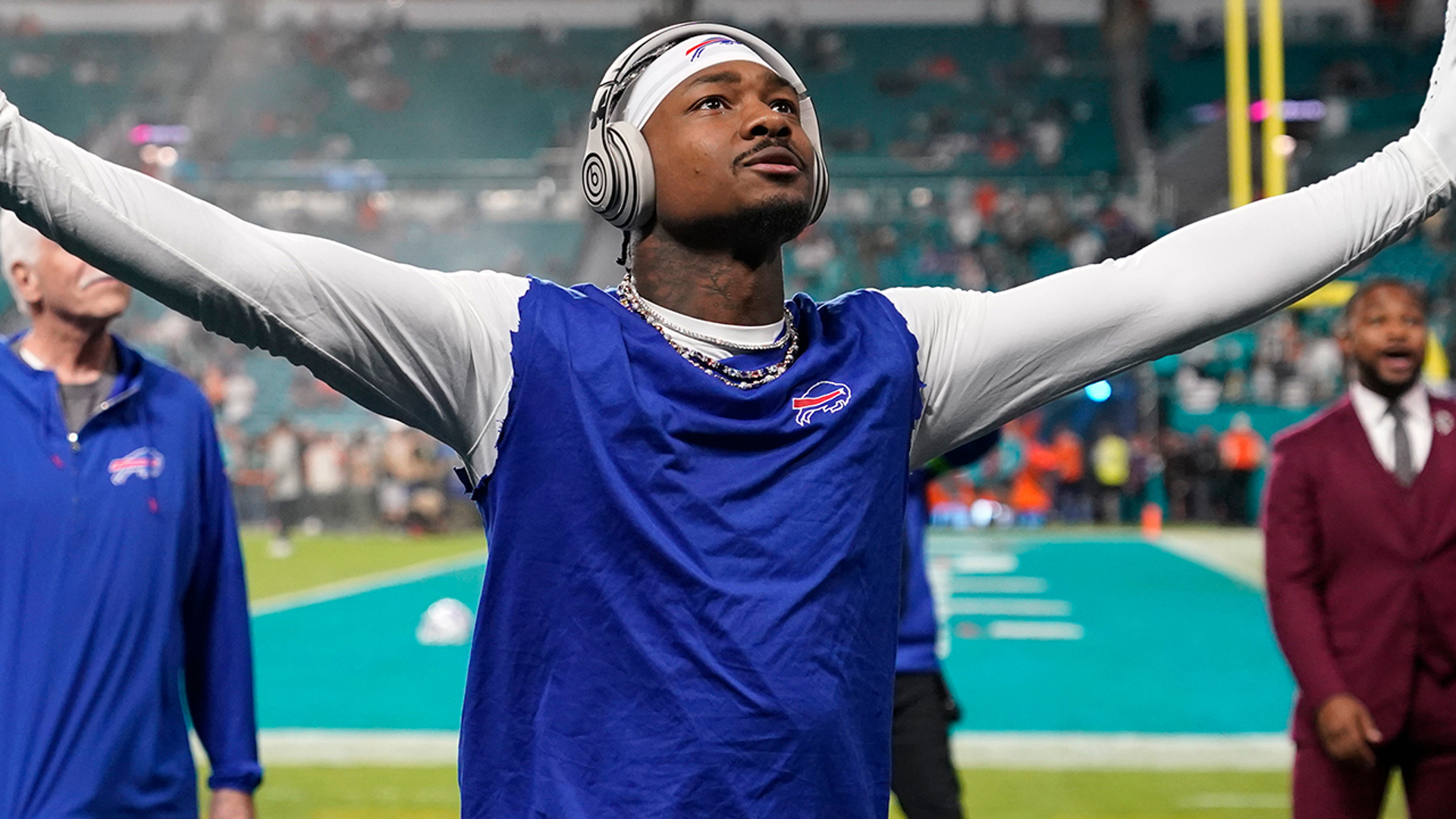 Texans receiver Stefon Diggs posts again about driving in Houston ...