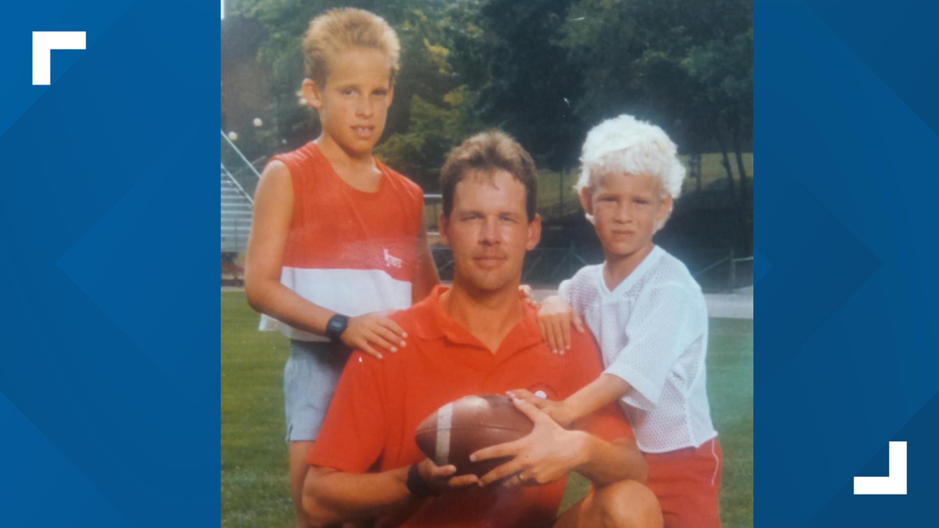 Brothers on opposite sidelines as Texans face Patriots in AFC ...