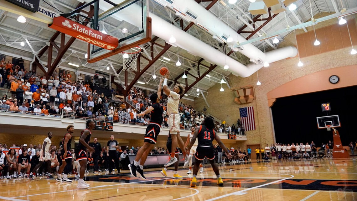 UT men's basketball plays first game in Gregory Gym since 1977 | kens5.com