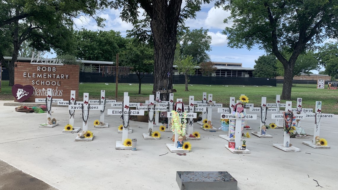 Uvalde, Texas community divided on new school | kens5.com