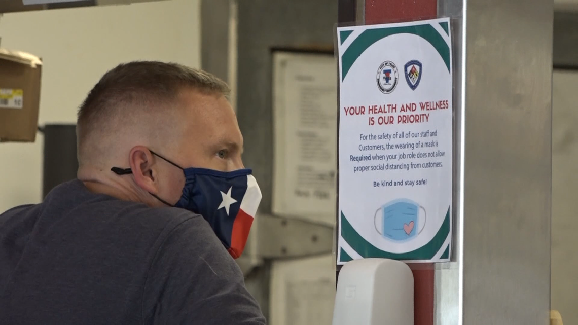 Texans continue to wear masks | kens5.com