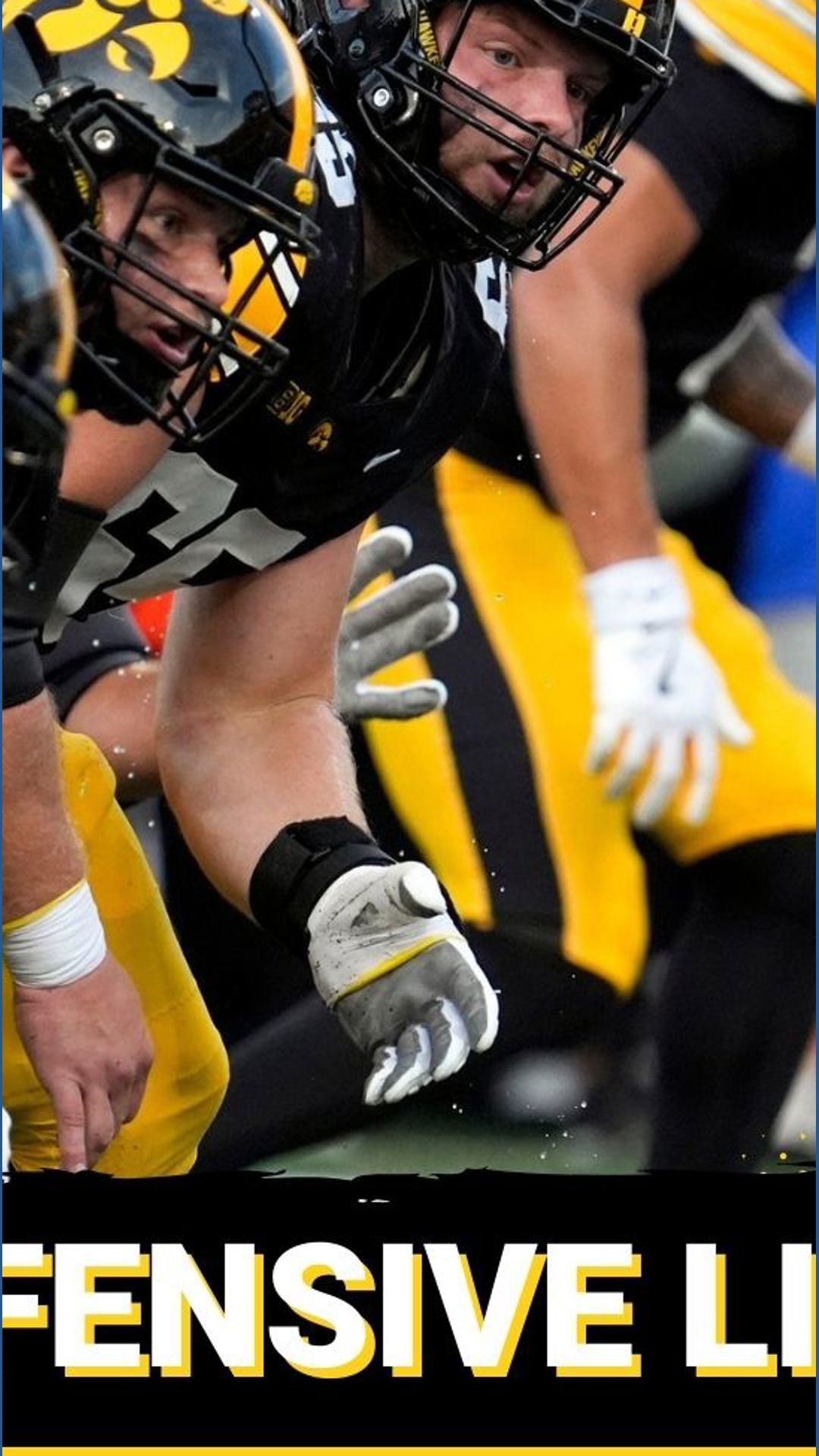 BEST IN AMERICA: Iowa Hawkeyes Offensive Line WINS Joe Moore Award ...