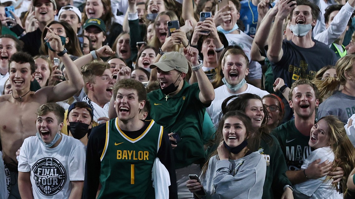 Fans welcome Baylor Bears back to Waco after historic win against ...