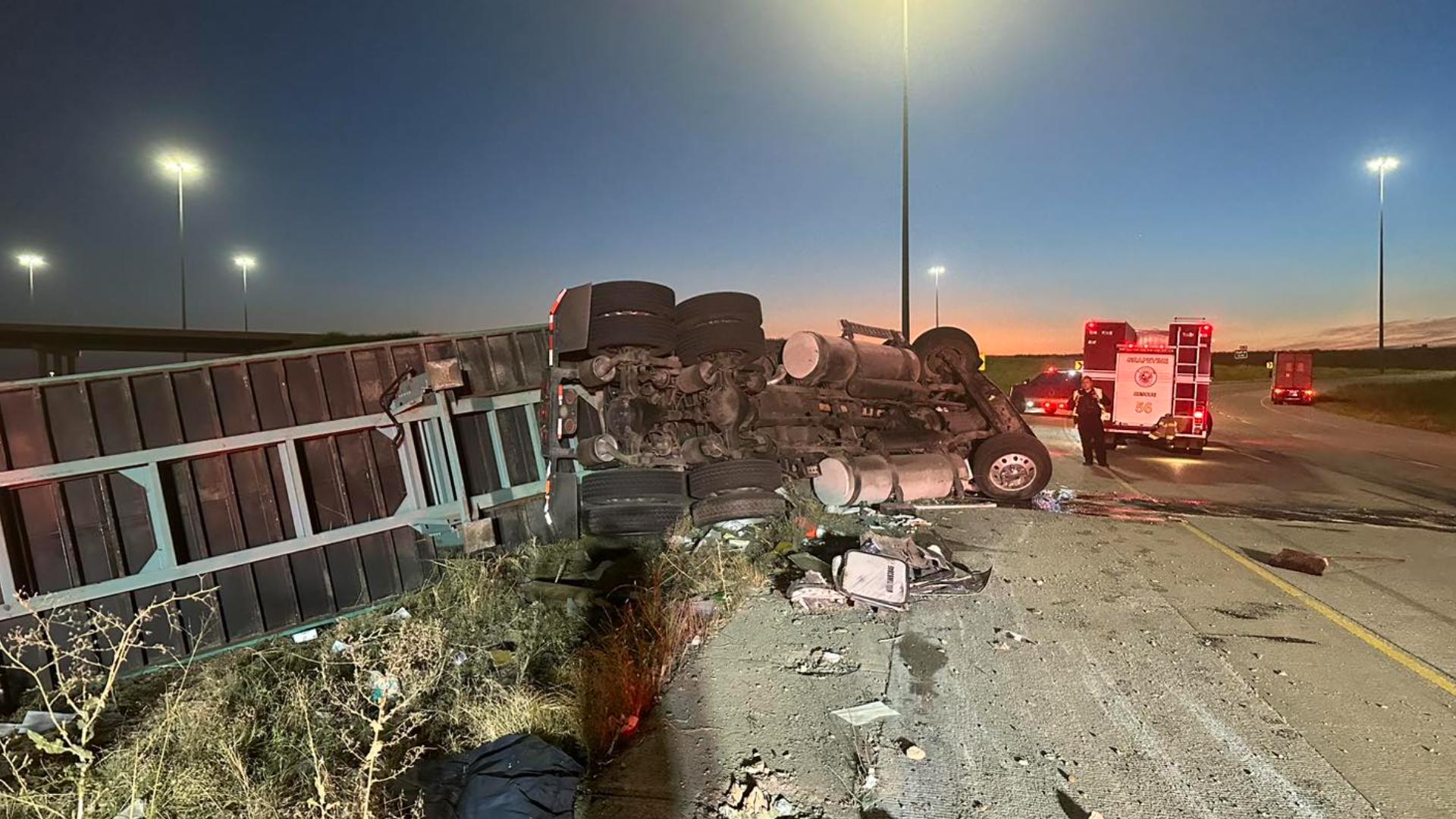 Grapevine, TX: Trucker dies in crash near DFW Airport | kens5.com