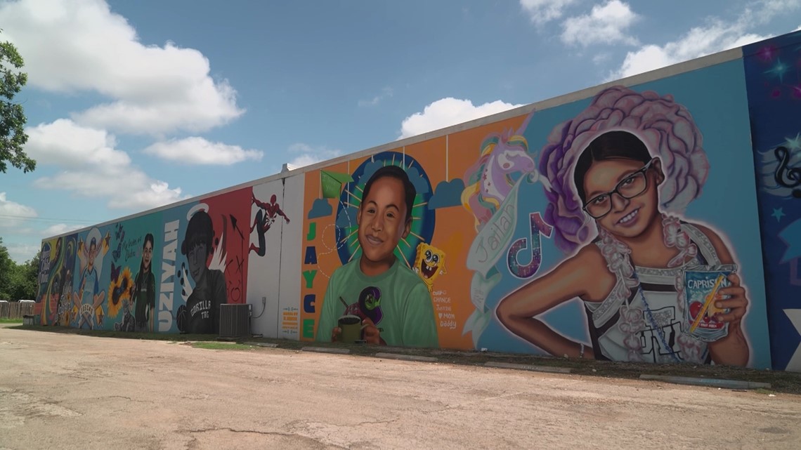 Uvalde artist wants murals downtown permanently | kens5.com
