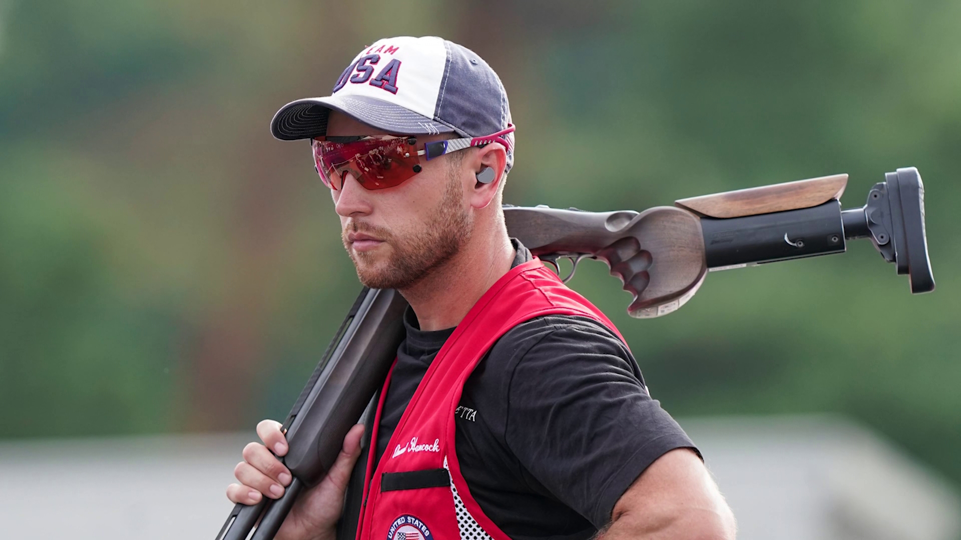 North Texas father wins gold in skeet shooting at Olympics | kens5.com