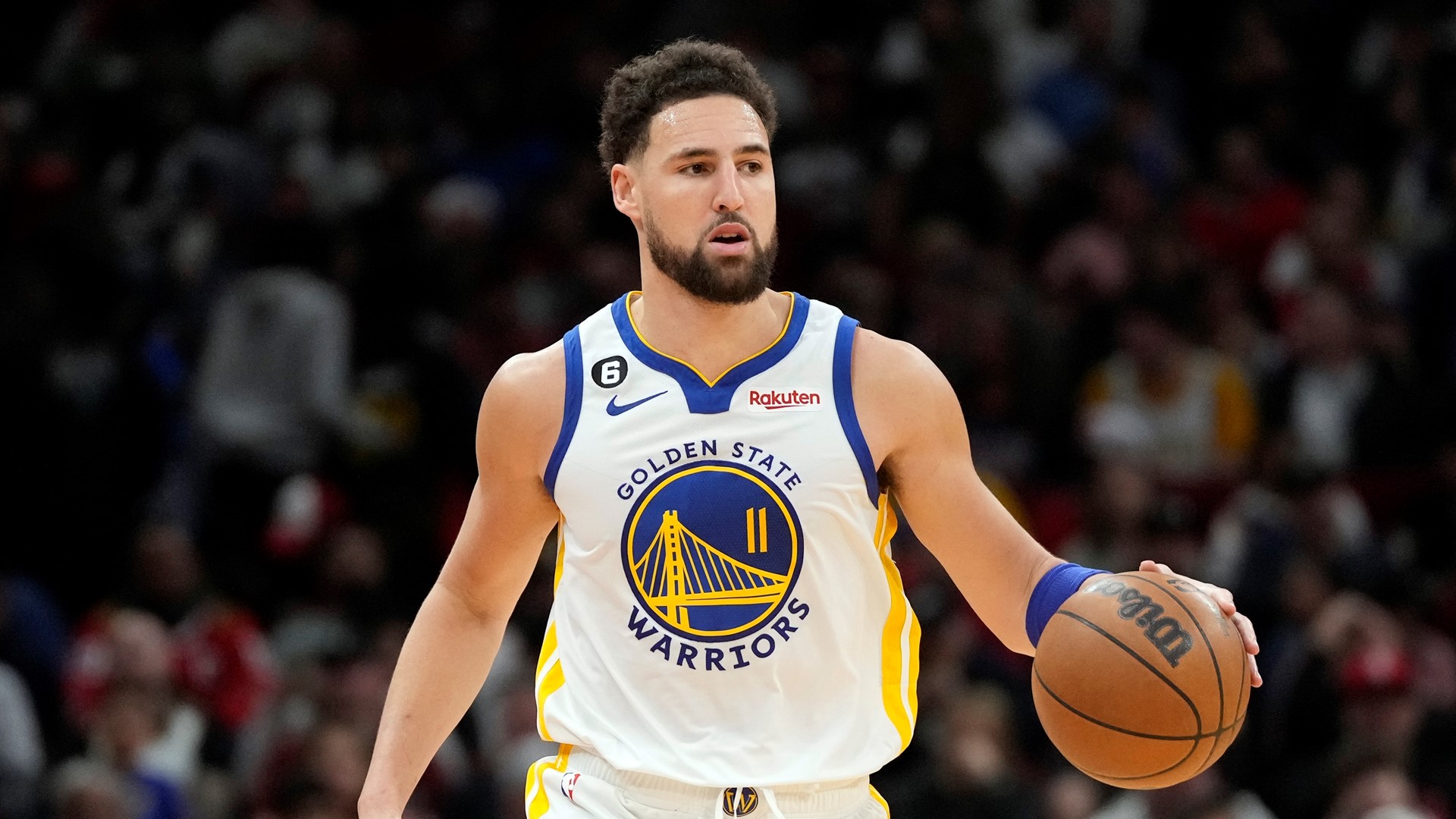 Klay Thompson honors former Cowboys TE Gavin Escobar | kens5.com