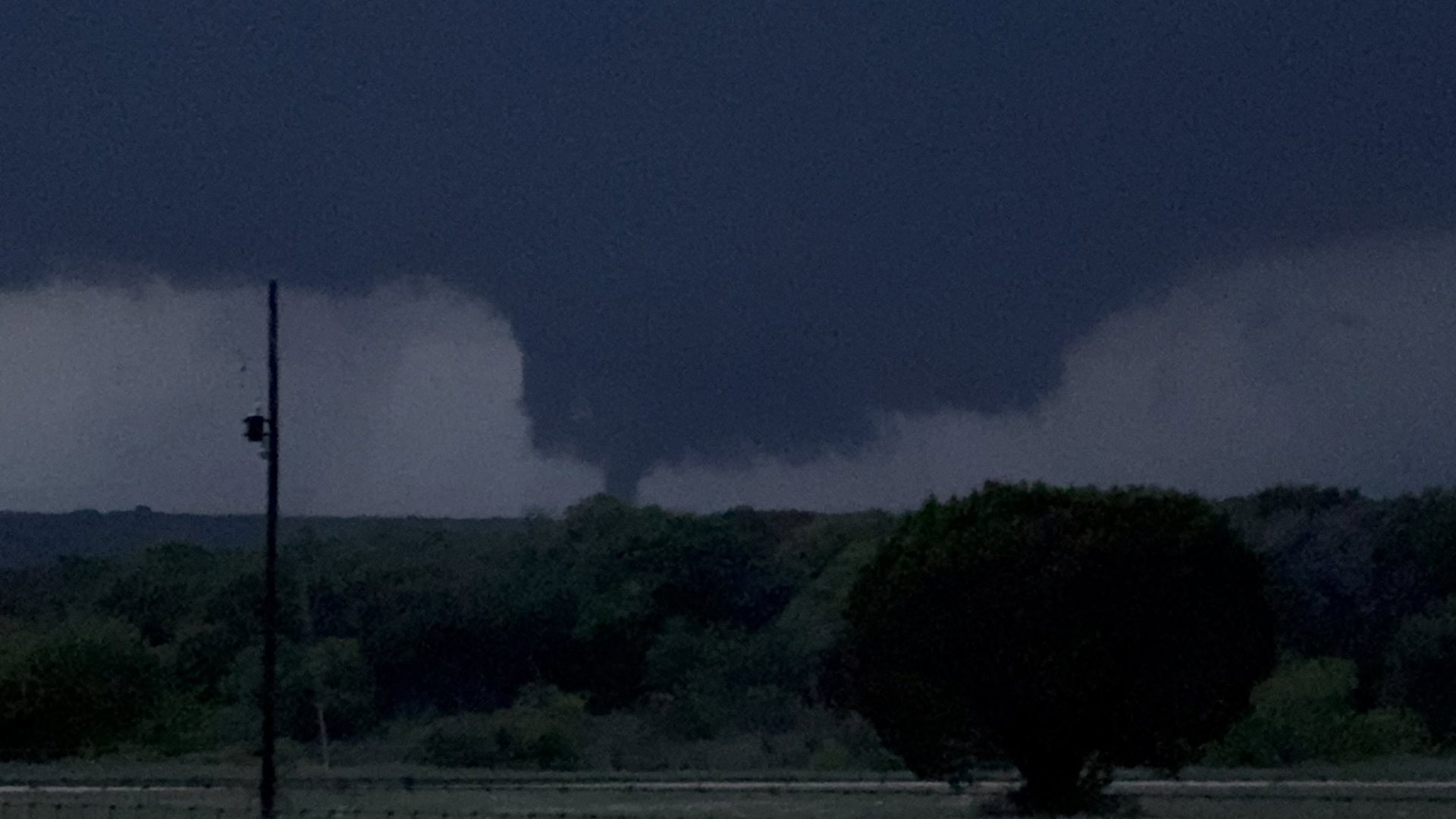 Tornadoes confirmed in Dallas-Fort Worth Metroplex Saturday | kens5.com