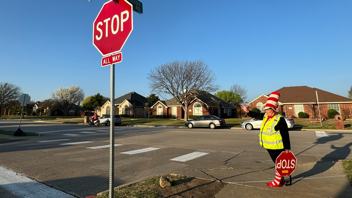 Frisco ISD crossing guard brings 15 years of smiles and safety | kens5.com
