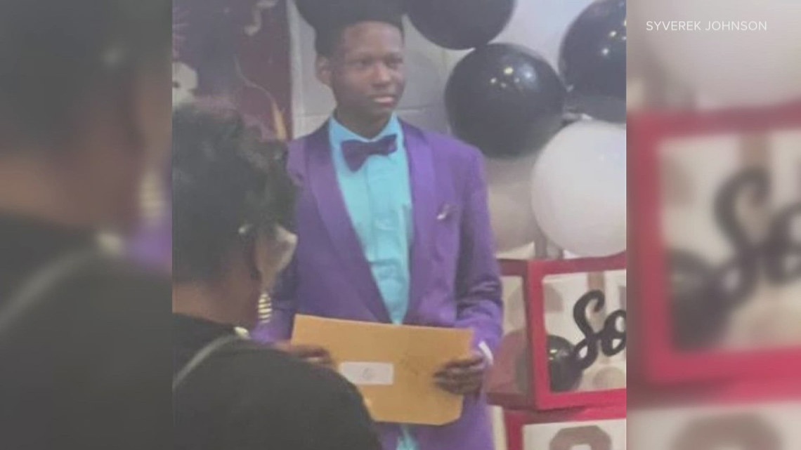 Family searches Ohio River for missing teen Derrick Saunders Jr. | kens5.com