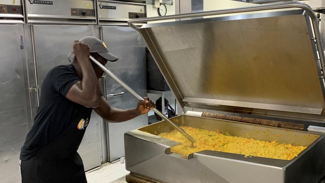 Local teams cook up a storm for storm survivors | kens5.com